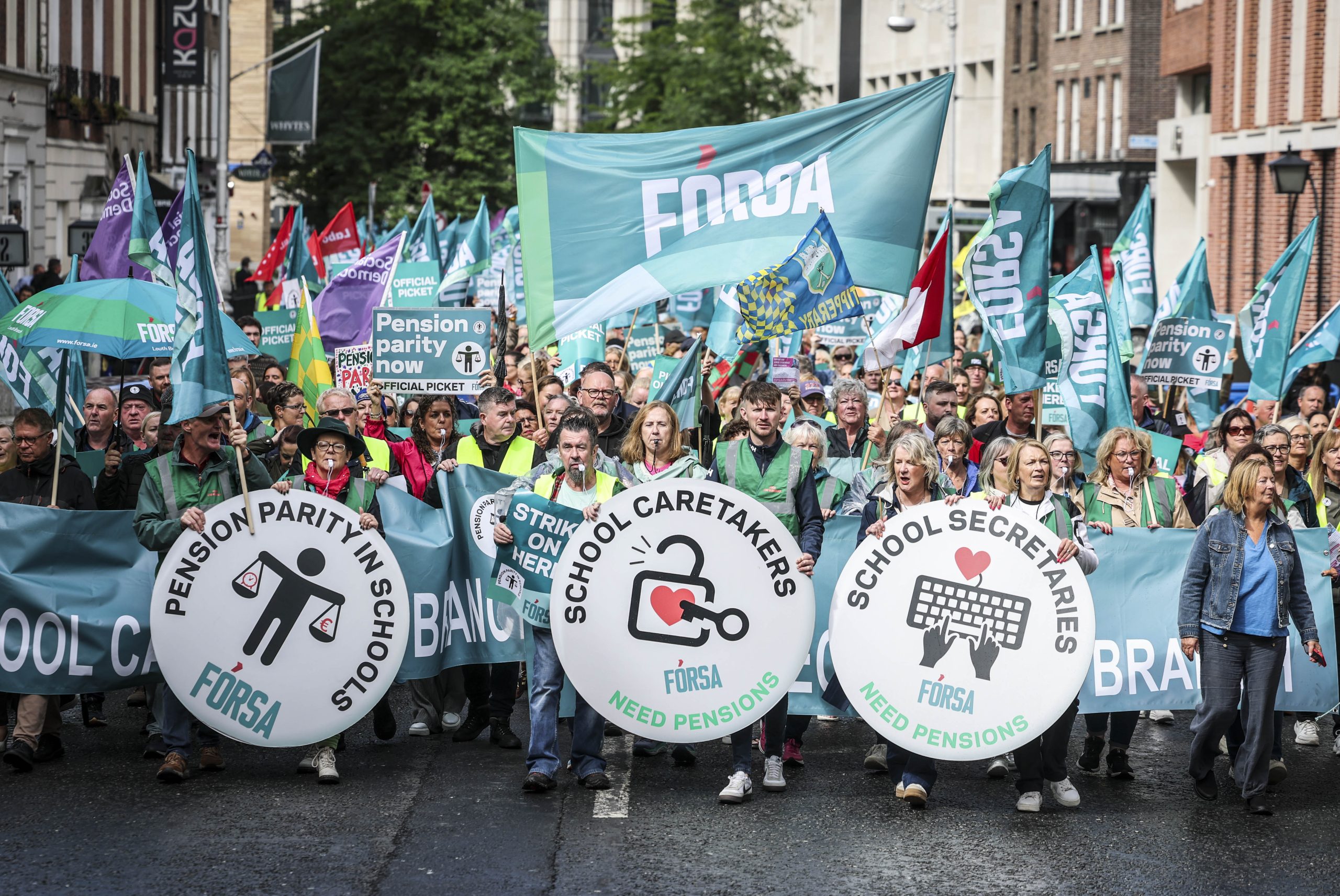 Photos: Strikes for Pension Parity by School Secretaries and Caretakers ...